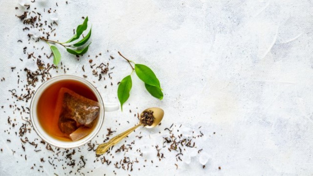 5 مكوّنات طبيعية يمكنكِ إضافتها إلى الشاي، لمضاعفة فوائده ... - جمالك