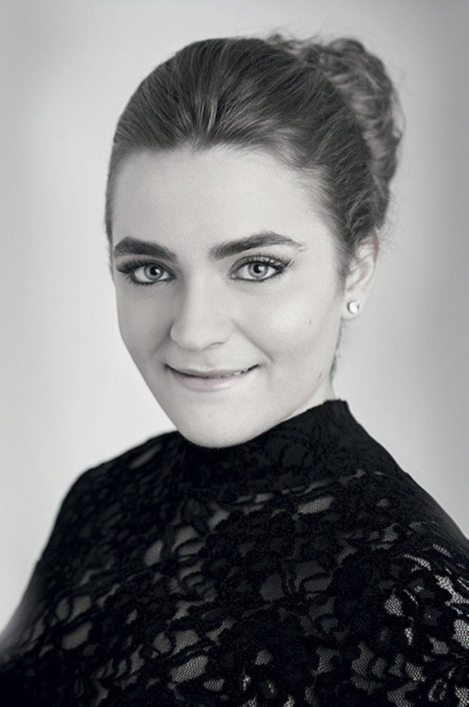 مقابلة خاصة مع Emma Boutros: خطى واثقة نحو العالميّة - جمالك