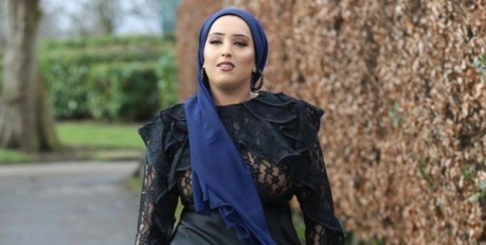 Maria Mahmood: أول فتاة محجبة تشارك في مسابقة ملكة جمال إن... - جمالك