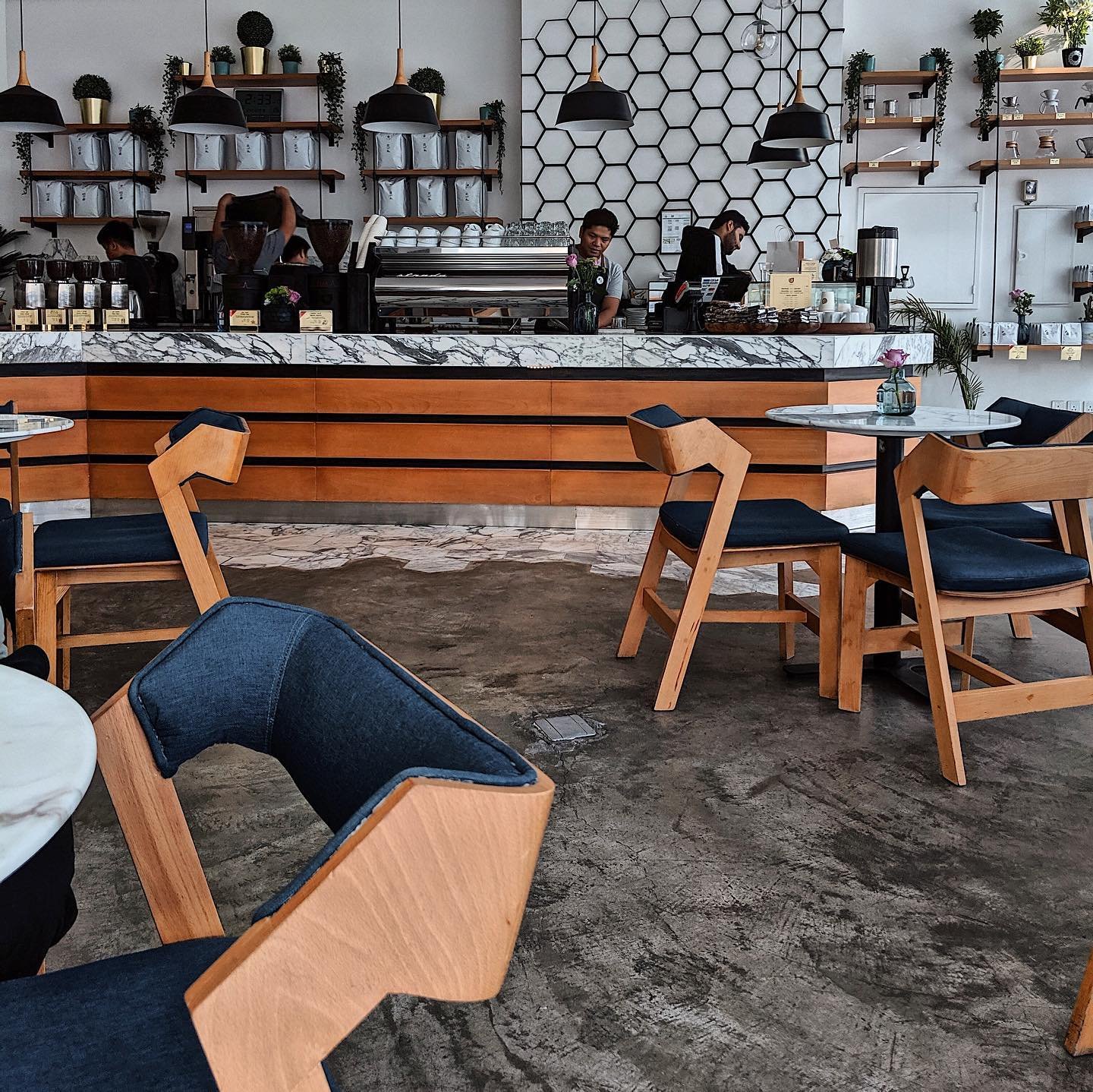 افضل كوفي شوب في السعودية مناسبة للقراءة. خذي كتابكِ الجديد وزوريها! - جمالك